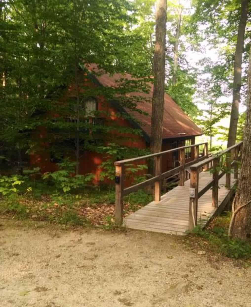25 Best Pet-Friendly Cabins in Wisconsin - Paulina on the road