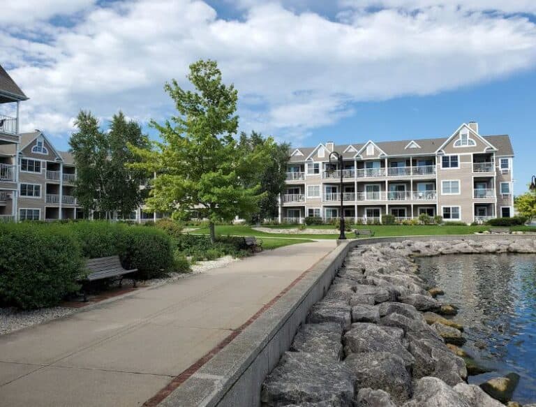 10 Top Resorts in Door County on the Water - Paulina on the road