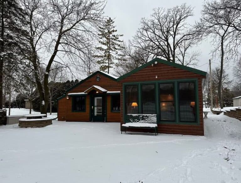 15 Gorgeous Wisconsin Honeymoon Cabins - Paulina on the road